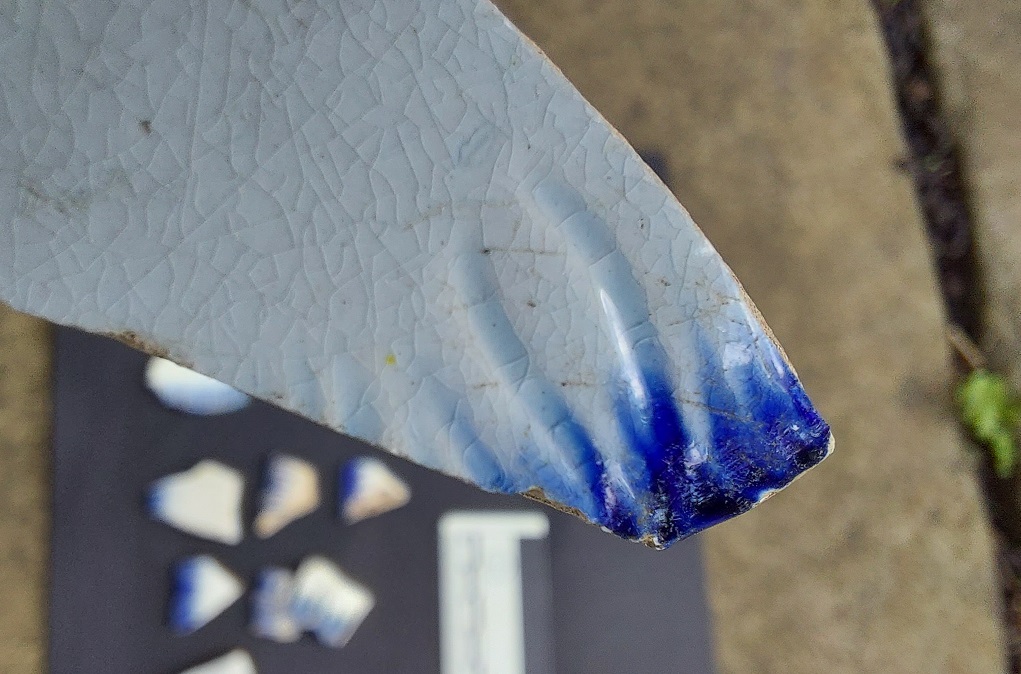 The Rough Guide to Pottery Pt.5 – Blue and White Bits. – The Glossop ...